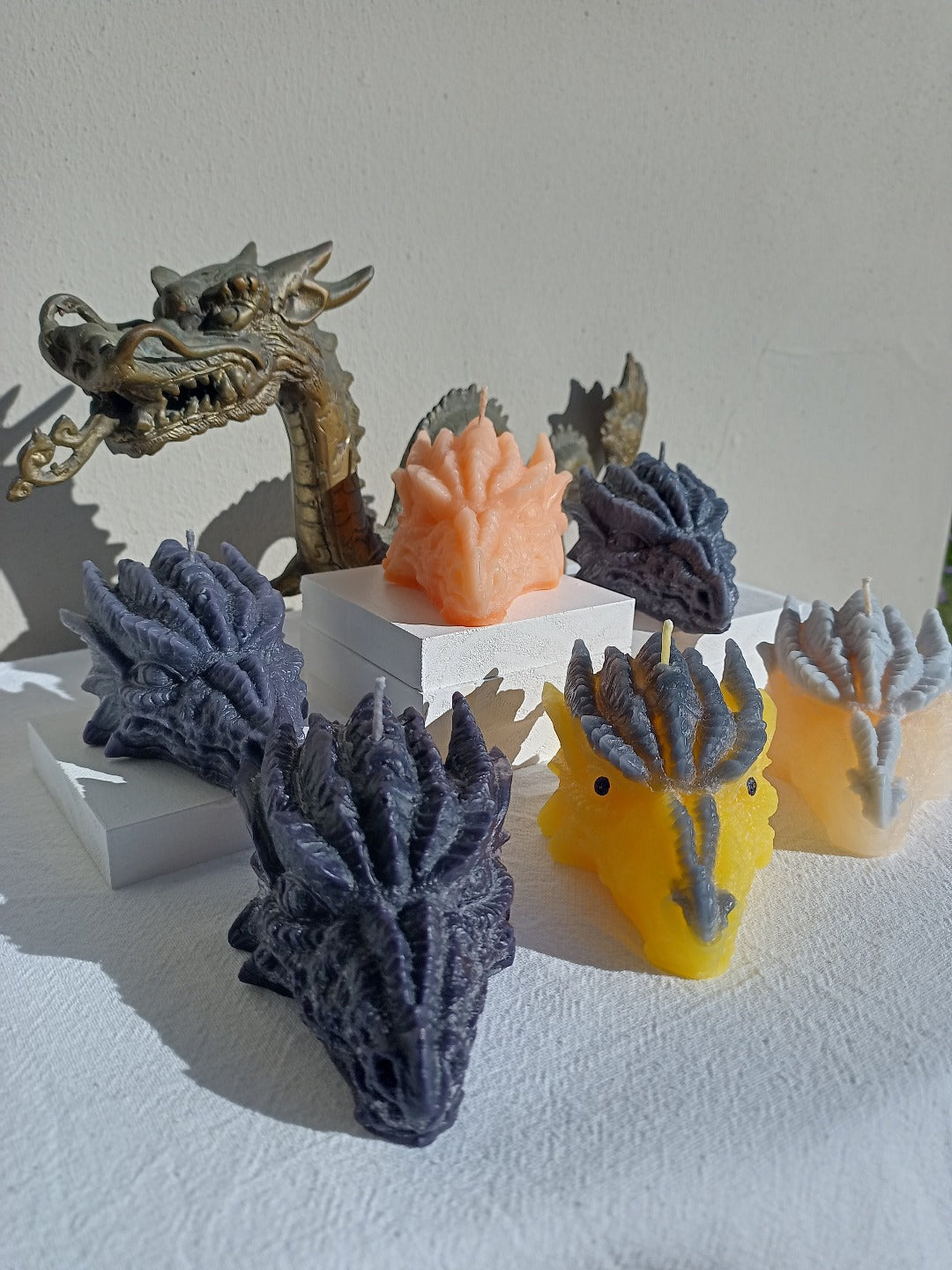Dragon candles with high detail - various colours & scents – Curious ...