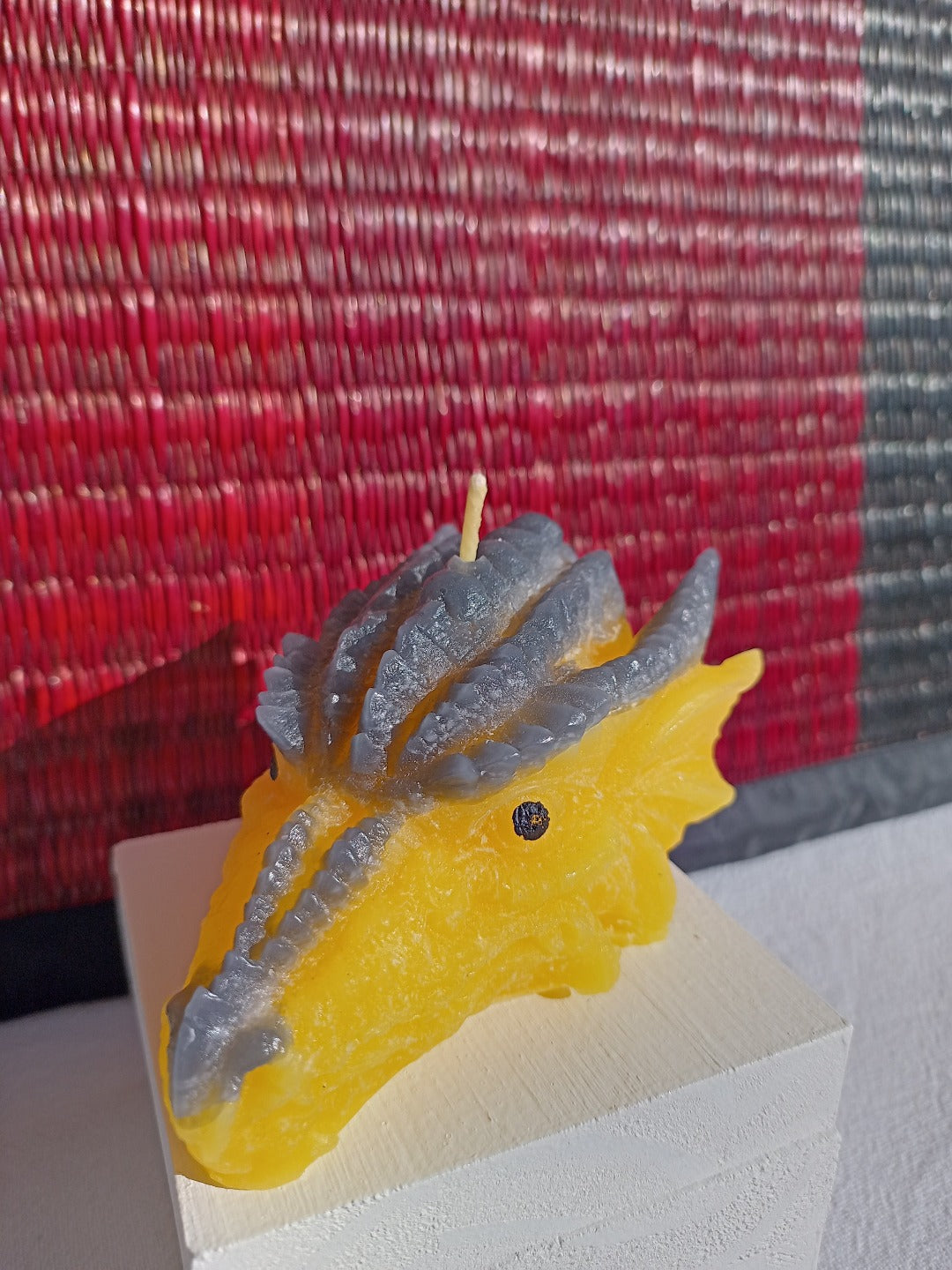 Dragon candles with high detail - various colours & scents – Curious ...