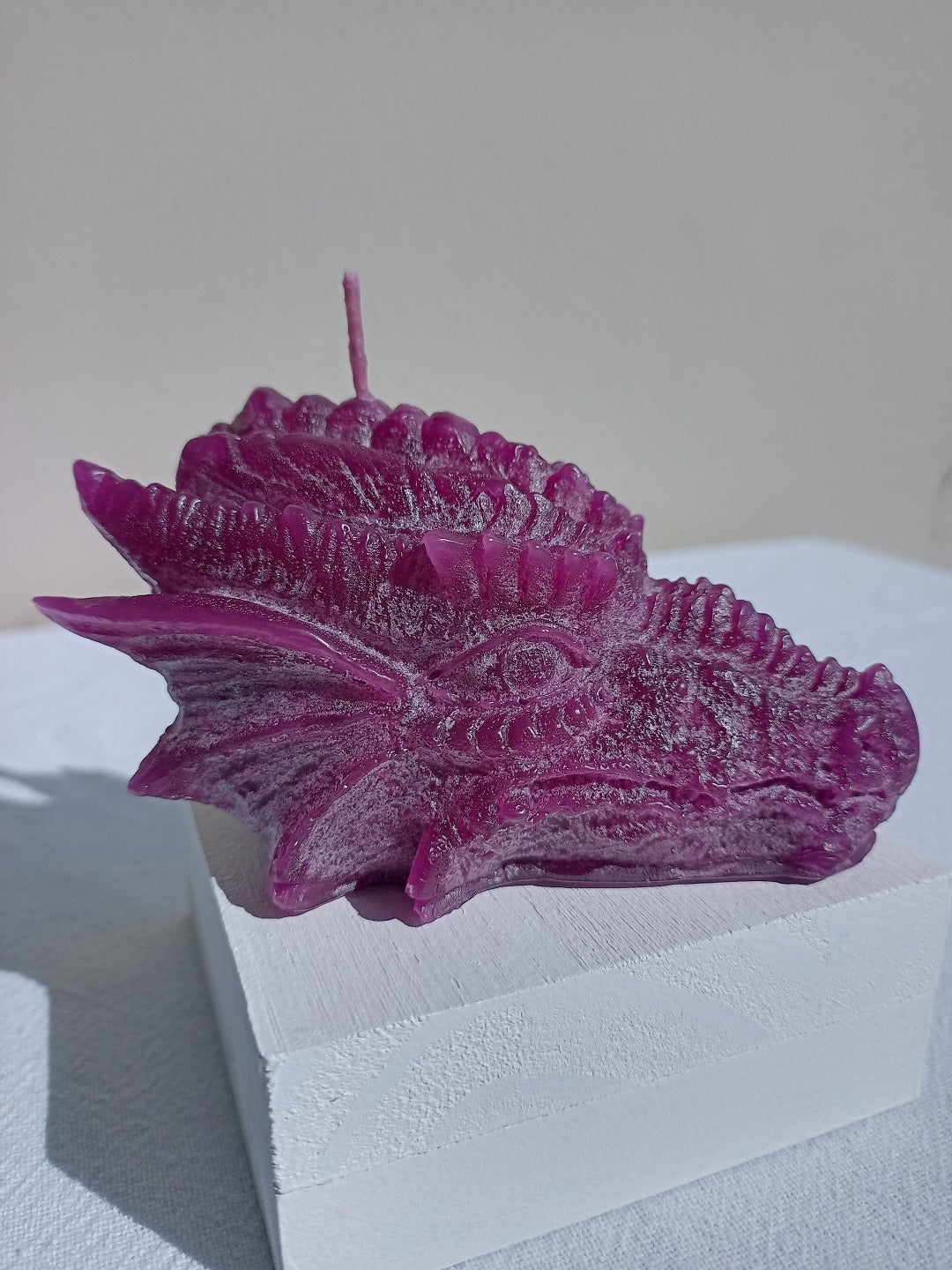 Dragon candles with high detail - various colours & scents – Curious ...